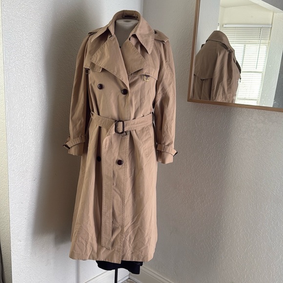 Etienne Aigner | Jackets & Coats | 7s Vtg Etienne Aigner Trench Coat ...